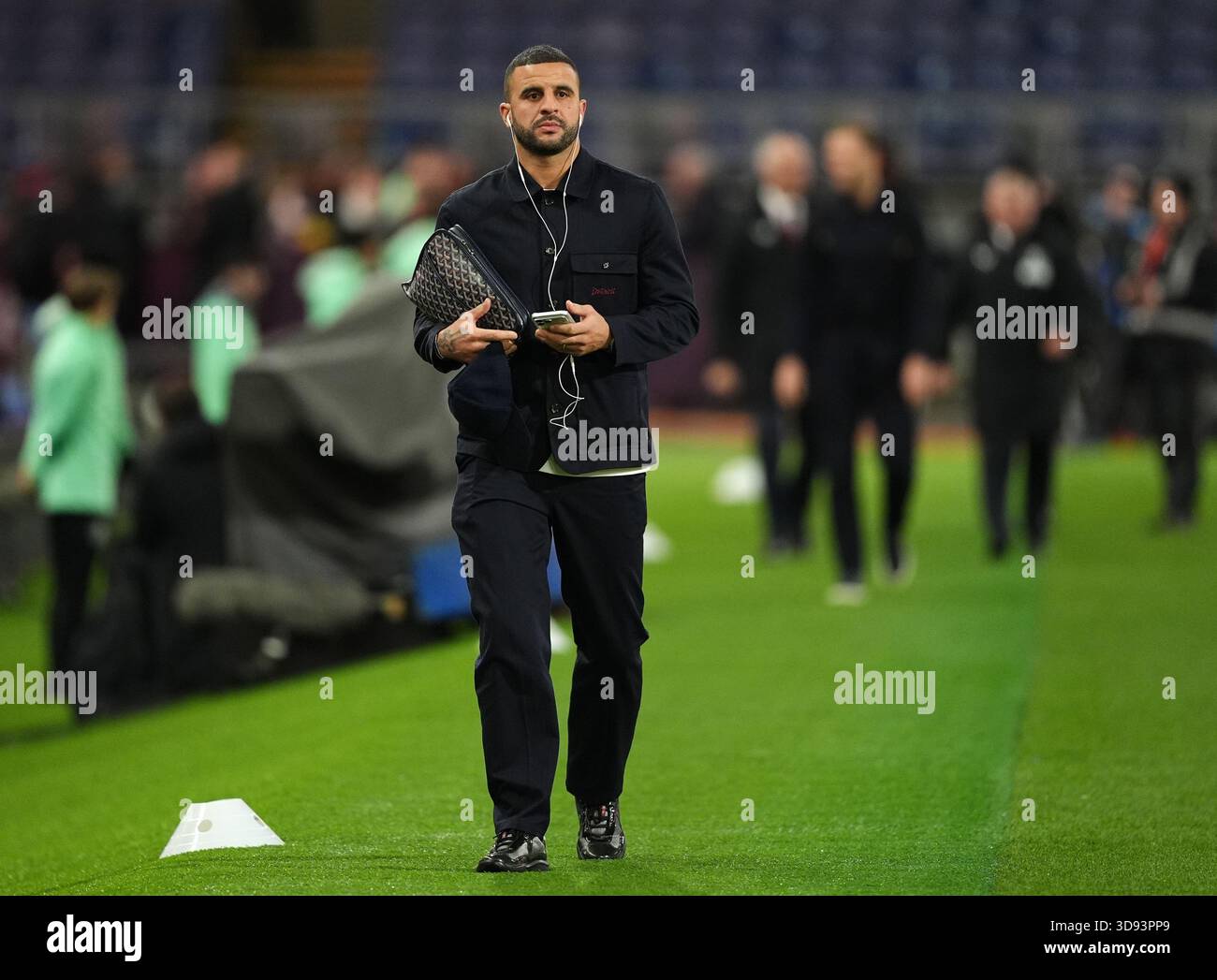Burnley's Kyle Walker arriving before the Premier League match at Turf ...