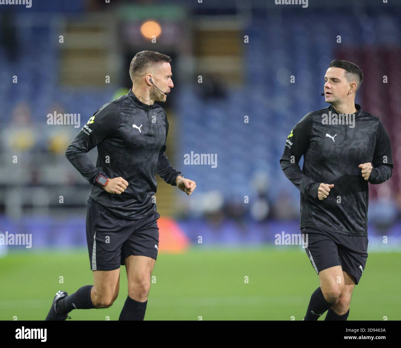 referee Thomas Kirk in the pregame warmup session during the Premier ...