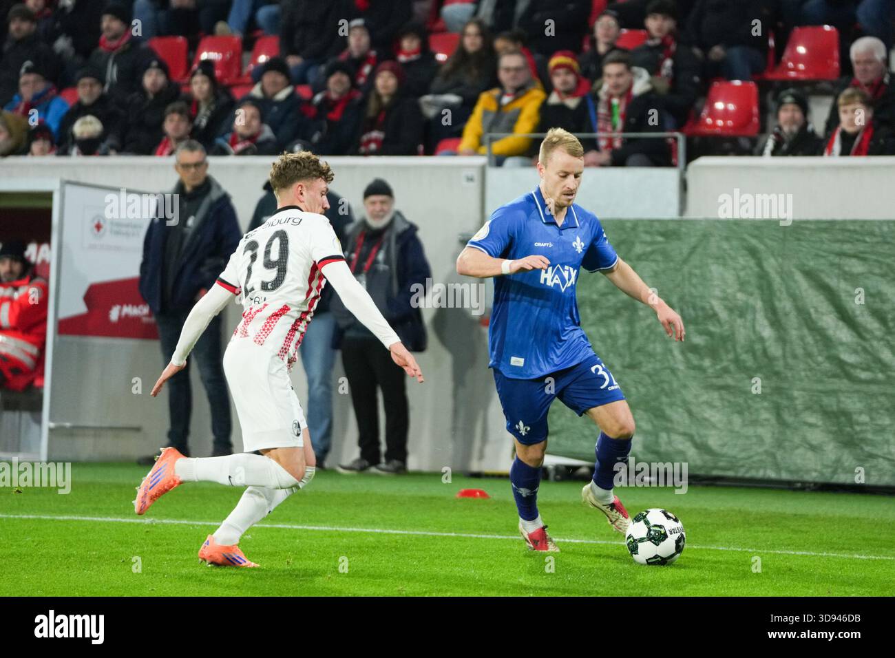 Two-trophy duel between Jan?Niklas Beste (Freiburg, 19) and Fabian ...