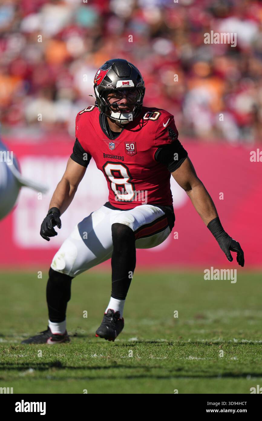 Tampa Bay Buccaneers linebacker Sirvocea Dennis (8) defends near the ...