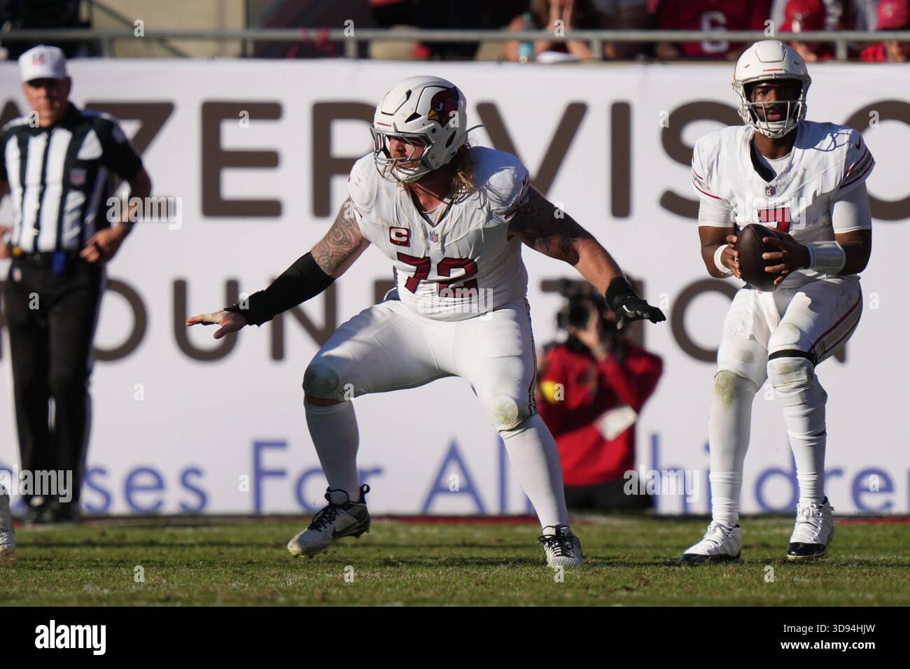 Arizona Cardinals center Hjalte Froholdt (72) protectts the pocket ...