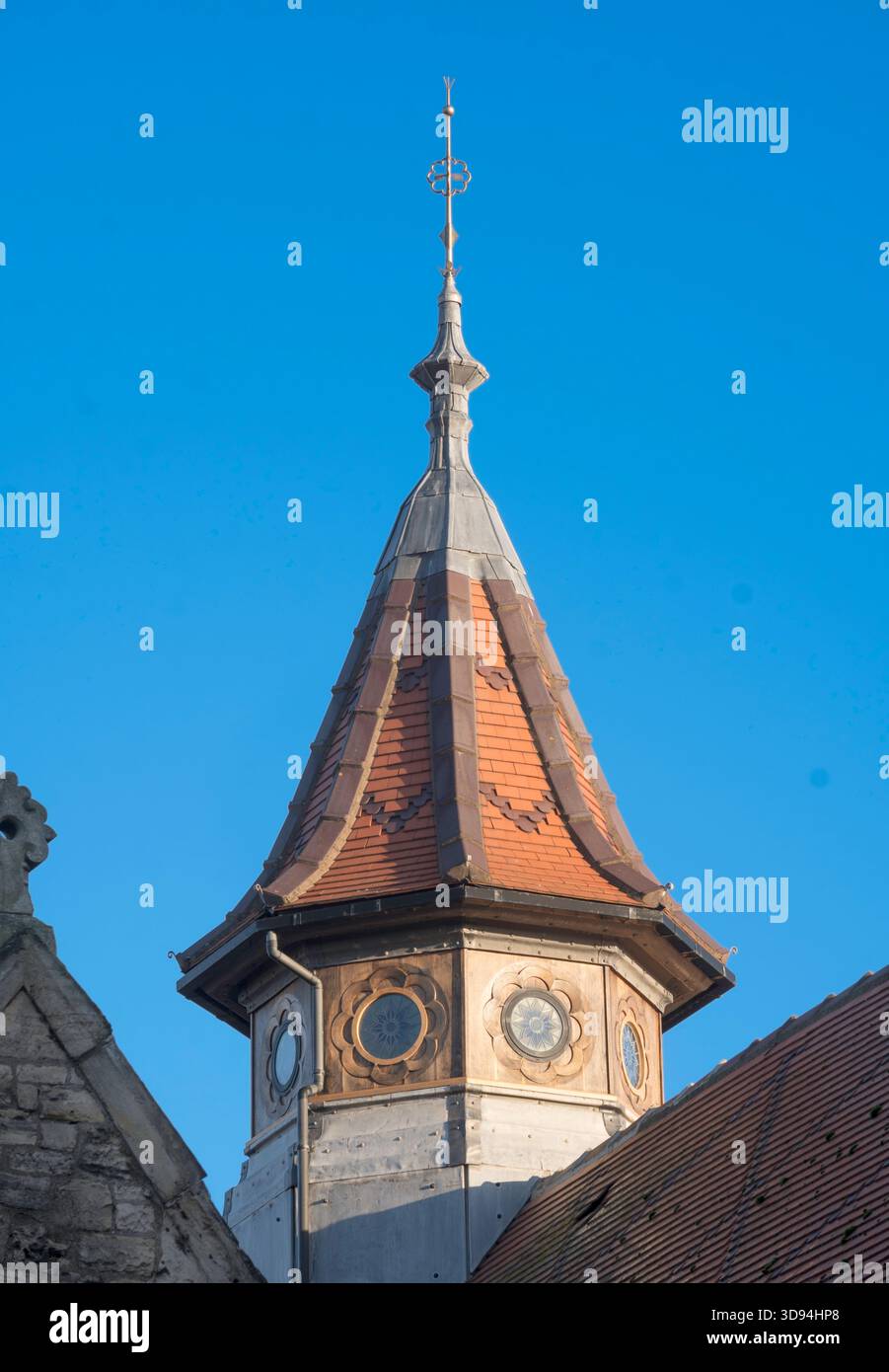 Octagonal timber lantern hi-res stock photography and images - Alamy