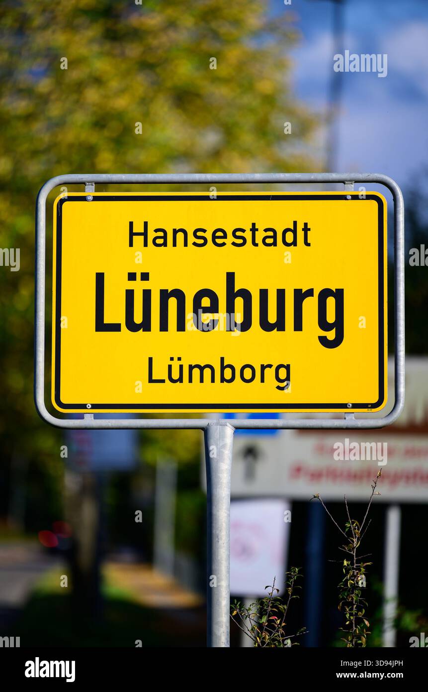 16 October 2025, Lower Saxony, Lüneburg: The town sign of the Hanseatic ...