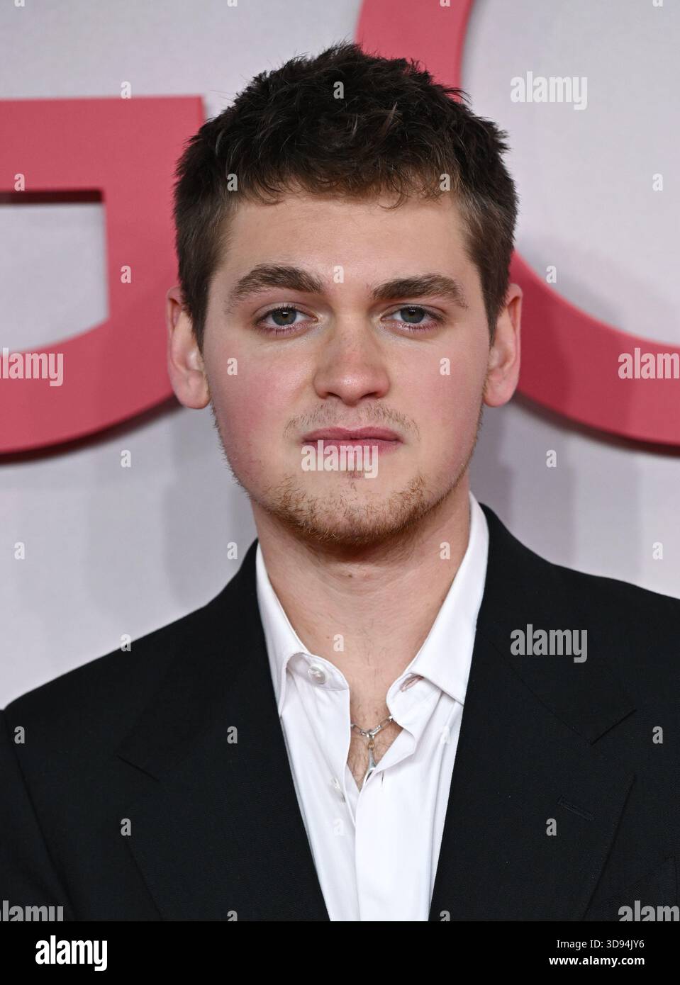 Joe anders joe alfie winslet mendes hi-res stock photography and images - Alamy