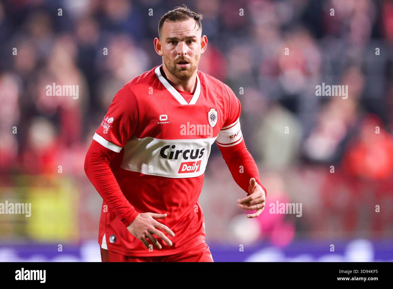 ANTWERPEN, BELGIUM - DECEMBER 3: Vincent Janssen of Royal Antwerp FC ...