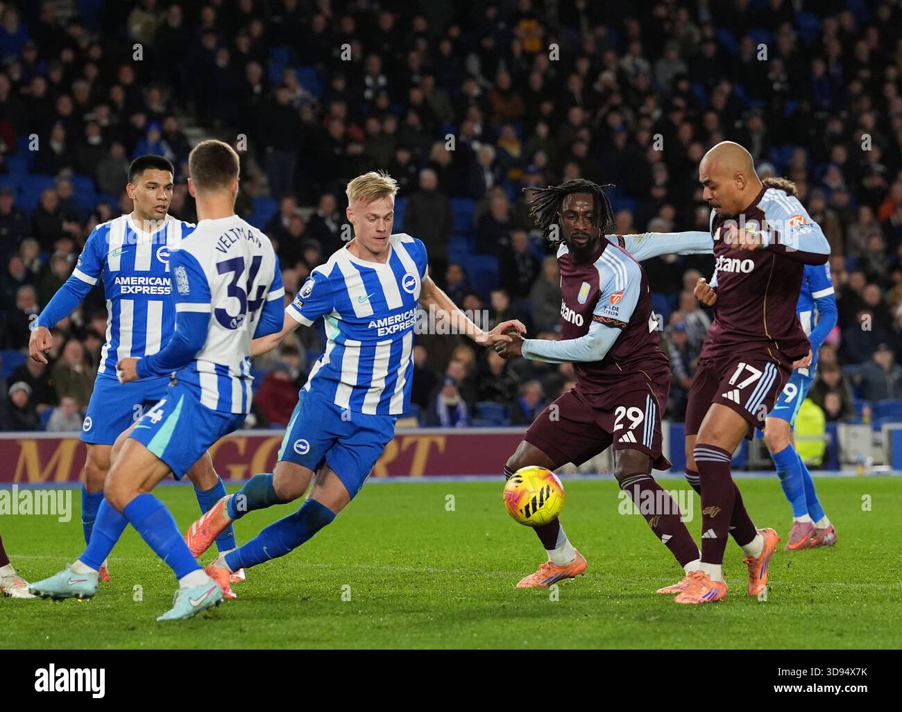 Aston Villa's Donyell Malen (right) in action during the Premier League ...