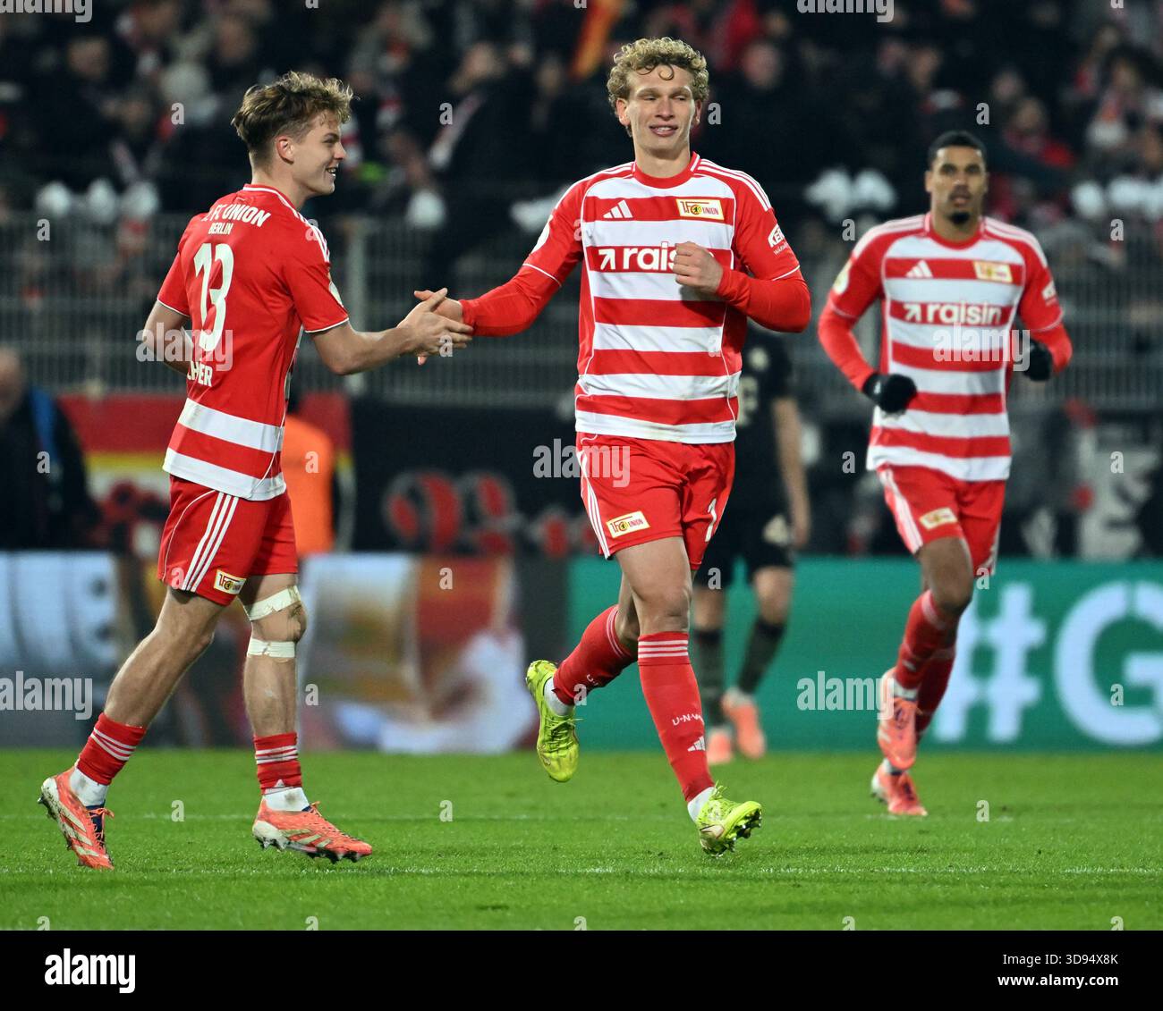 03 December 2025, Berlin: Soccer: DFB-Pokal, 1. FC Union Berlin - FC ...