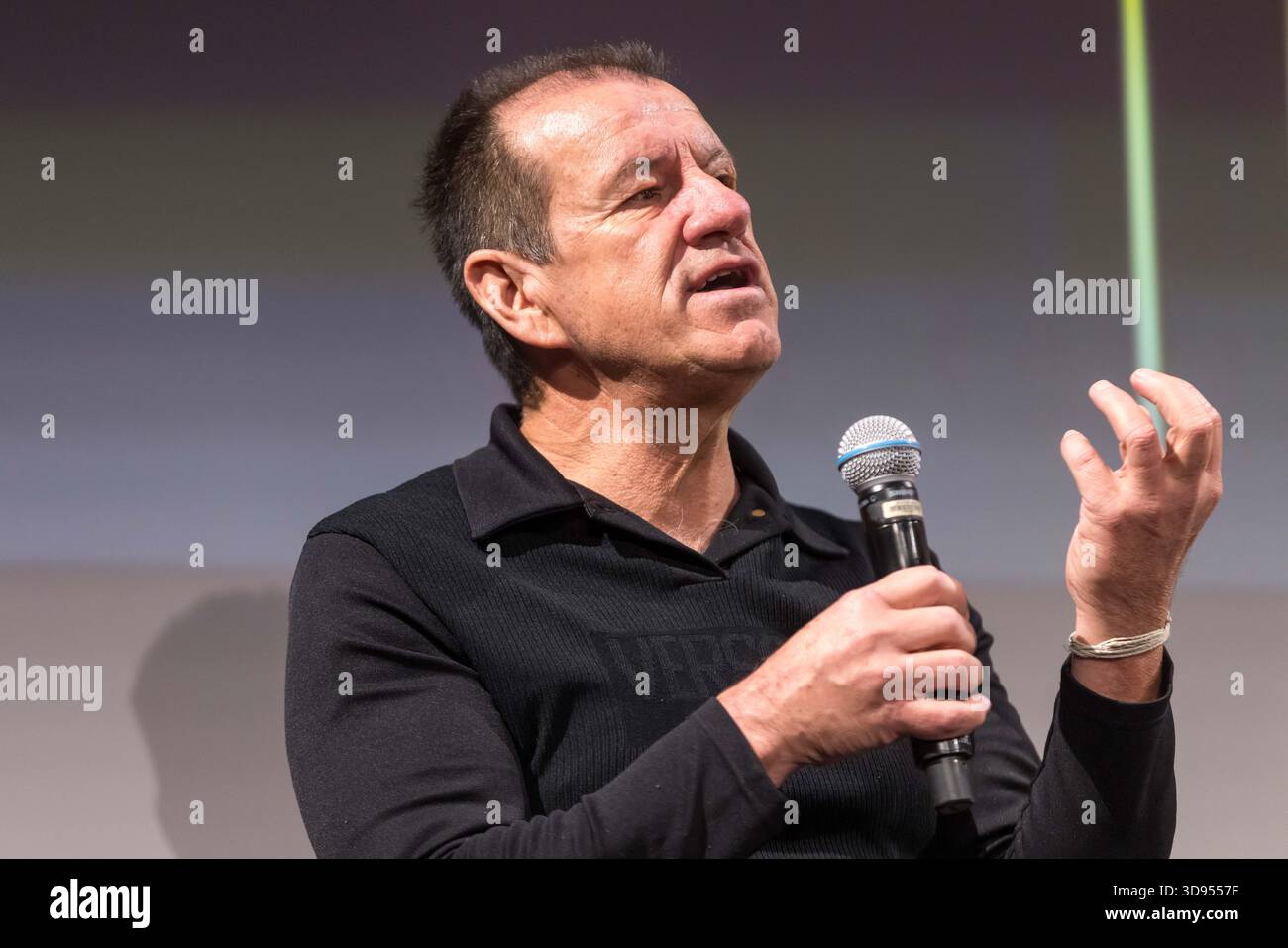 Dunga, captain of the Brazilian national team in the 1994 title, and ...