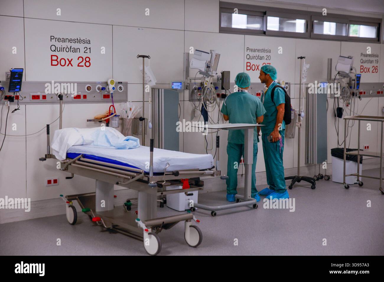 Healthcare personnel in one of the resuscitation rooms at the Hospital ...