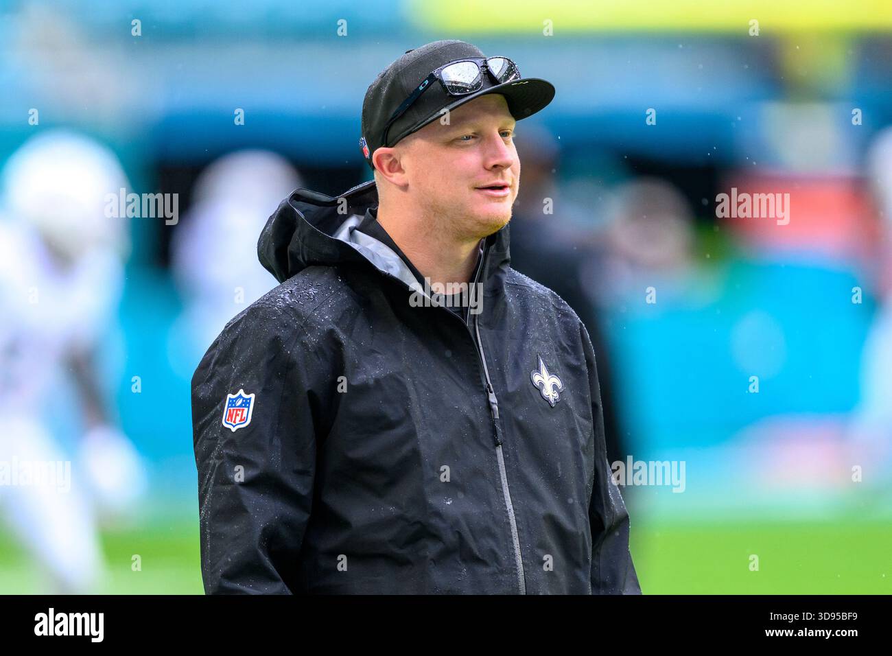 New Orleans Saints tight ends coach Chase Haslett watches the players ...