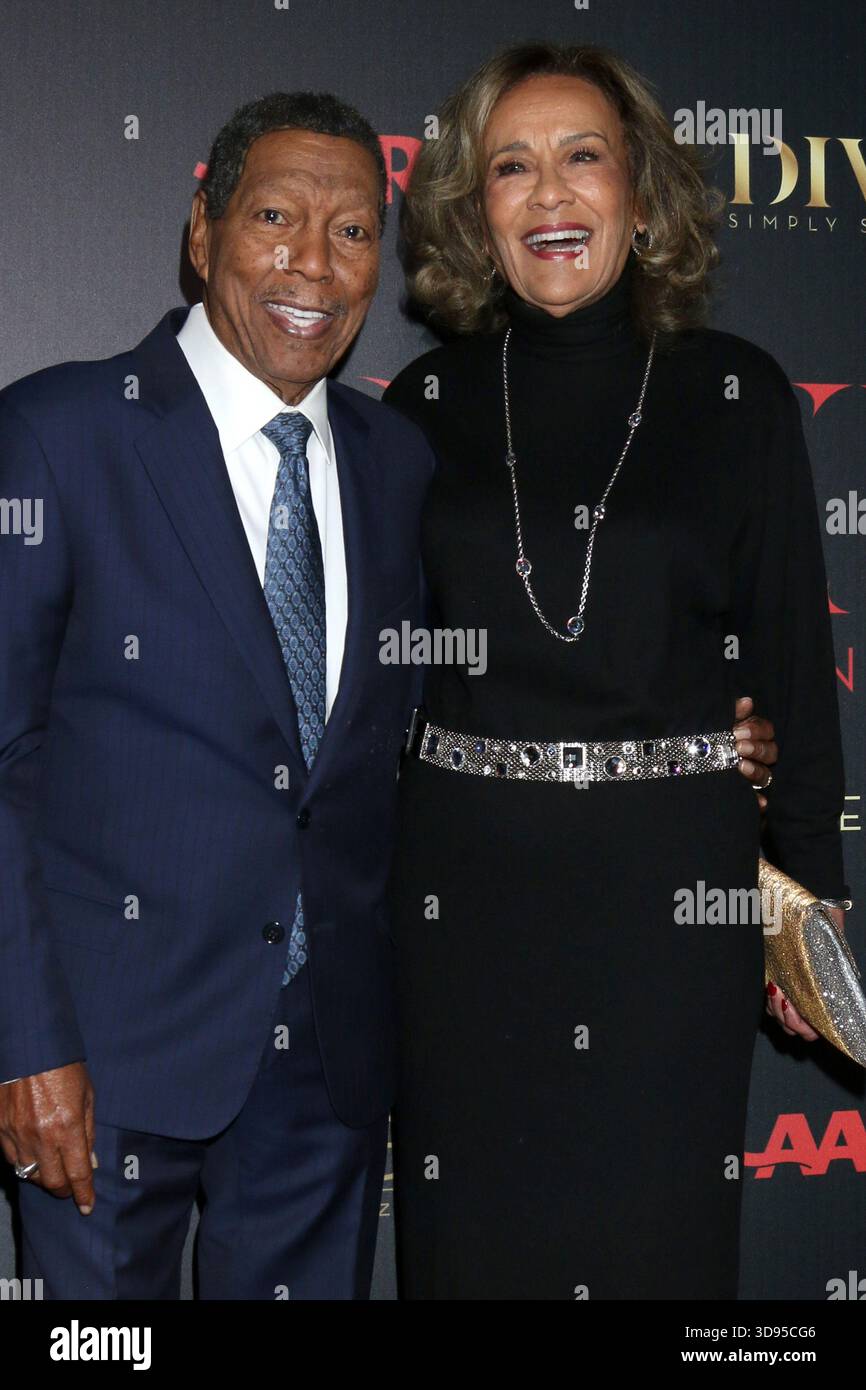 35th Annual DIVAS Simply Singing! at the Taglyan Complex on November 1 ...