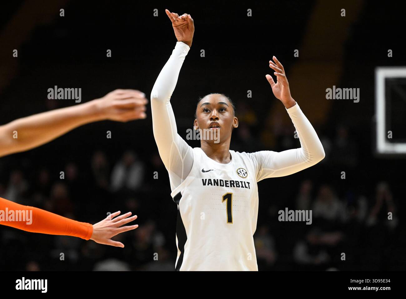 Vanderbilt guard Mikayla Blakes (1) plays Virginia in an NCAA ...