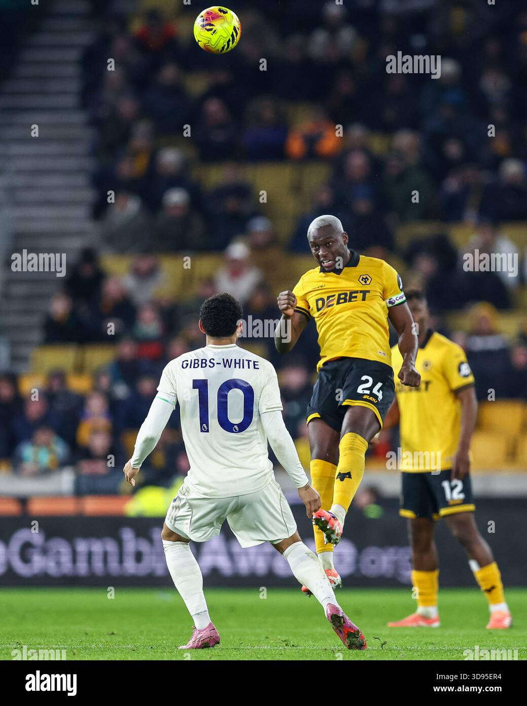 24, Toti of Wolverhampton Wanderers heads the ball during the Premier ...