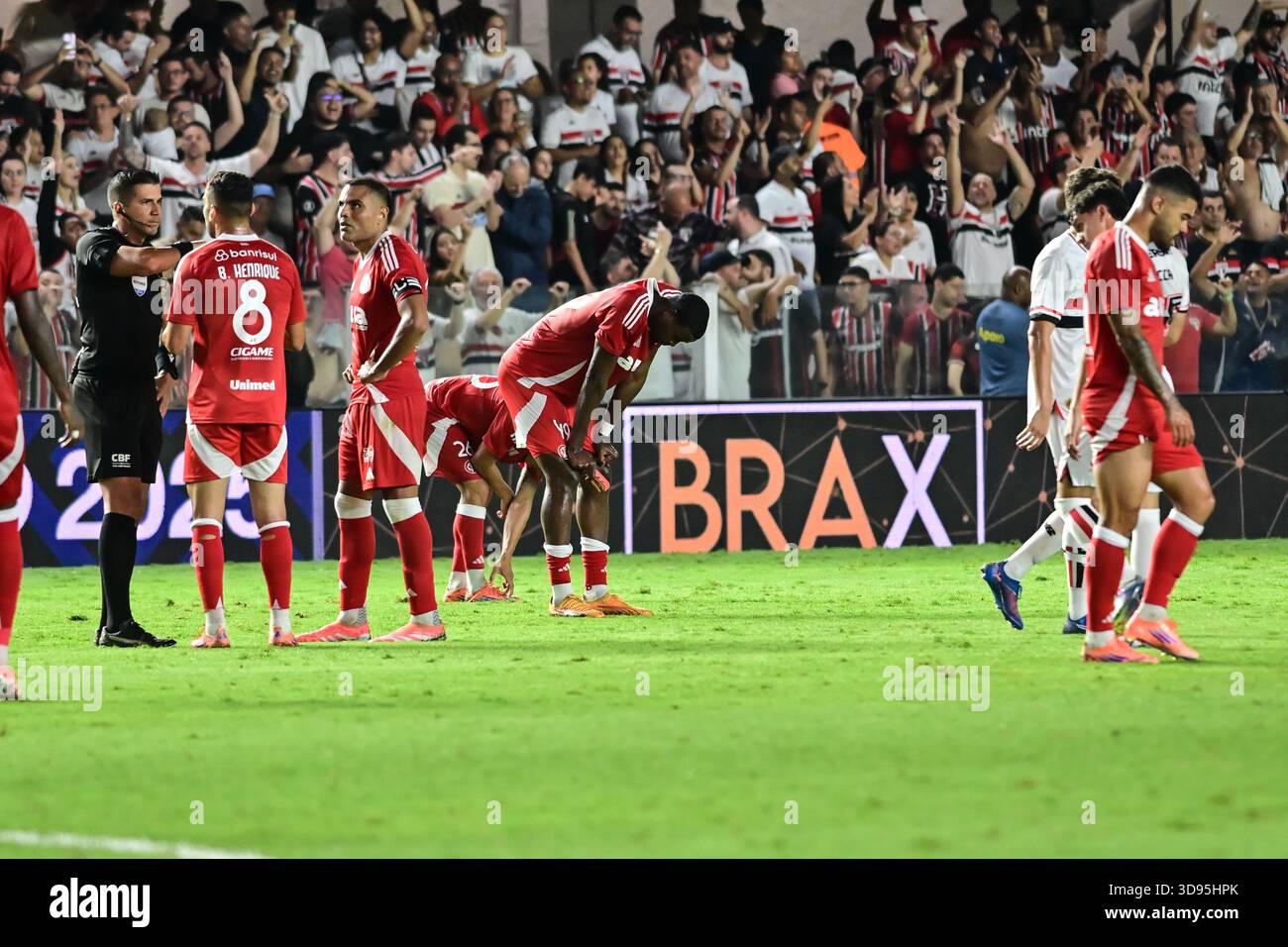SP - SANTOS - 03/12/2025 - BRAZILIAN CHAMPIONSHIP A 2025, SAO PAULO x ...