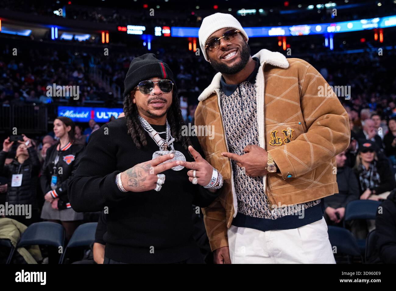 Rapper Max B and New York Giants player Kayvon Thibodeaux pose before ...