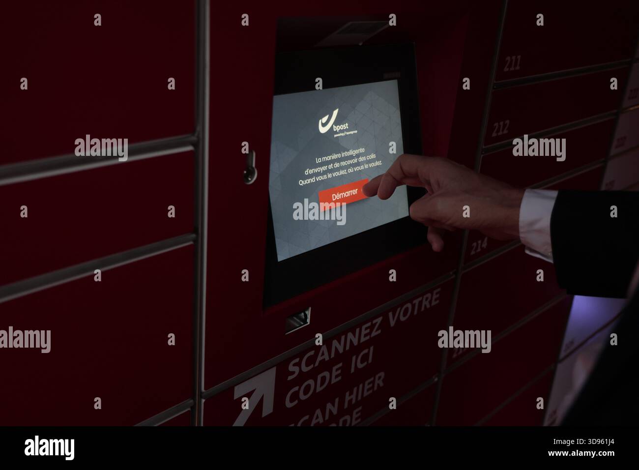 A demonstration is given at a press conference of Belgian postal ...