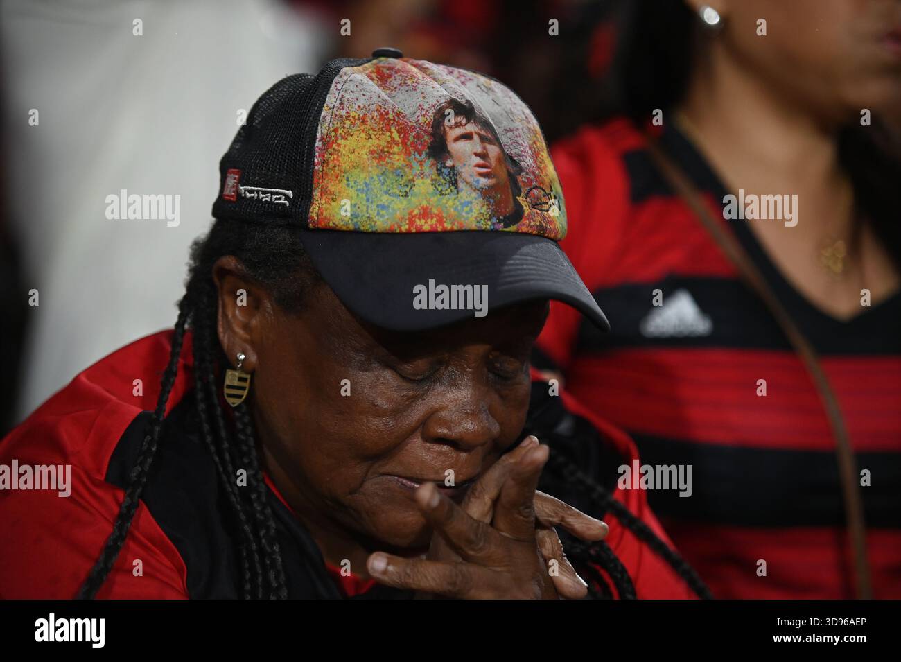 Flamengo fans celebrate the title during a match against Ceará, valid ...