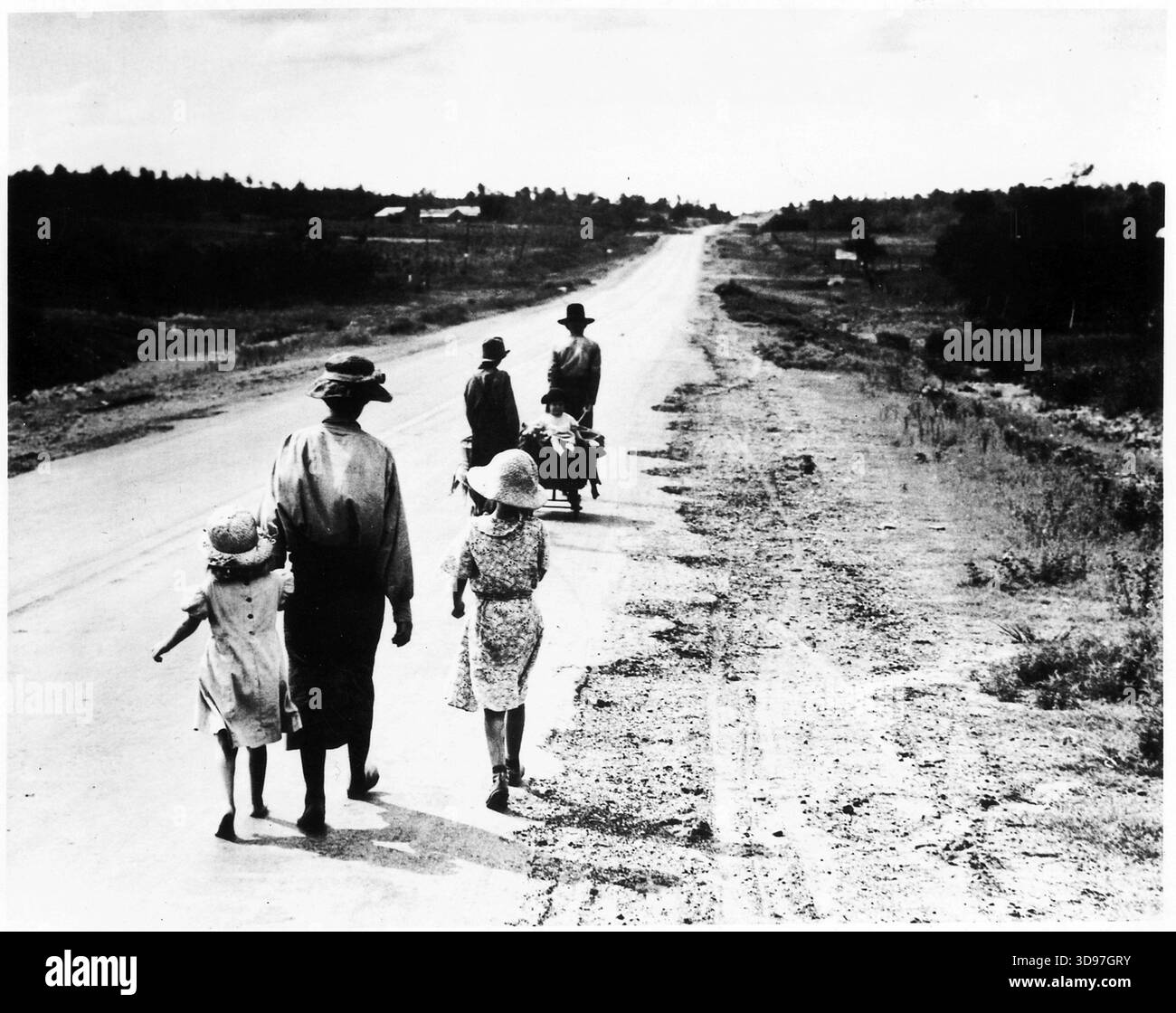 Homeless family, tenant farmers during great depression us in 1936 ...