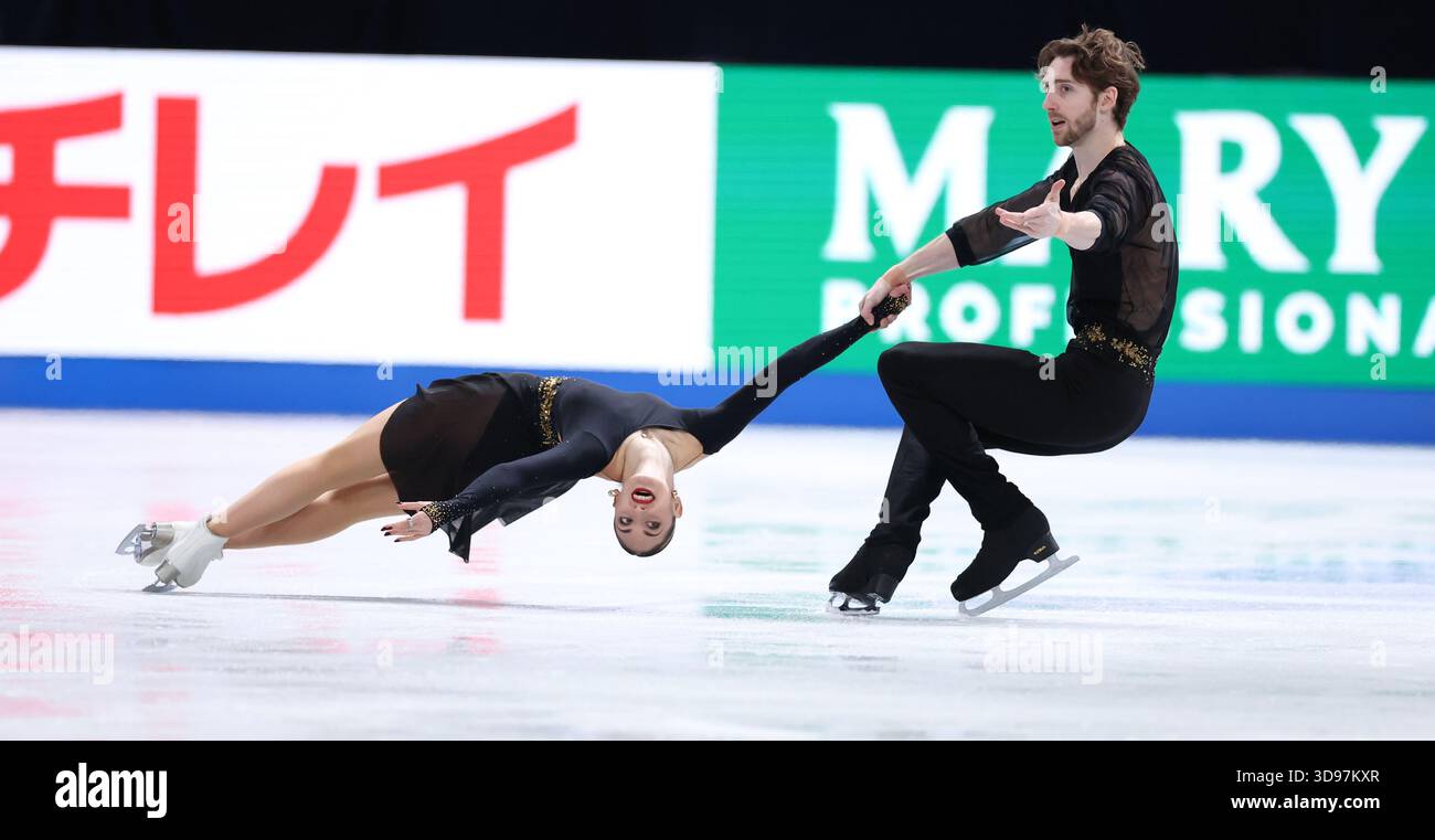 Sara CONTI and Niccolo MACII of Italy perform in the pairs' short ...