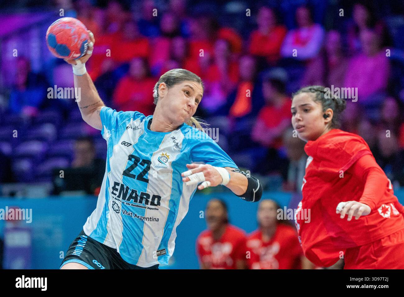 ROTTERDAM, NETHERLANDS - DECEMBER 2: Elke Karsten of Argentina during ...
