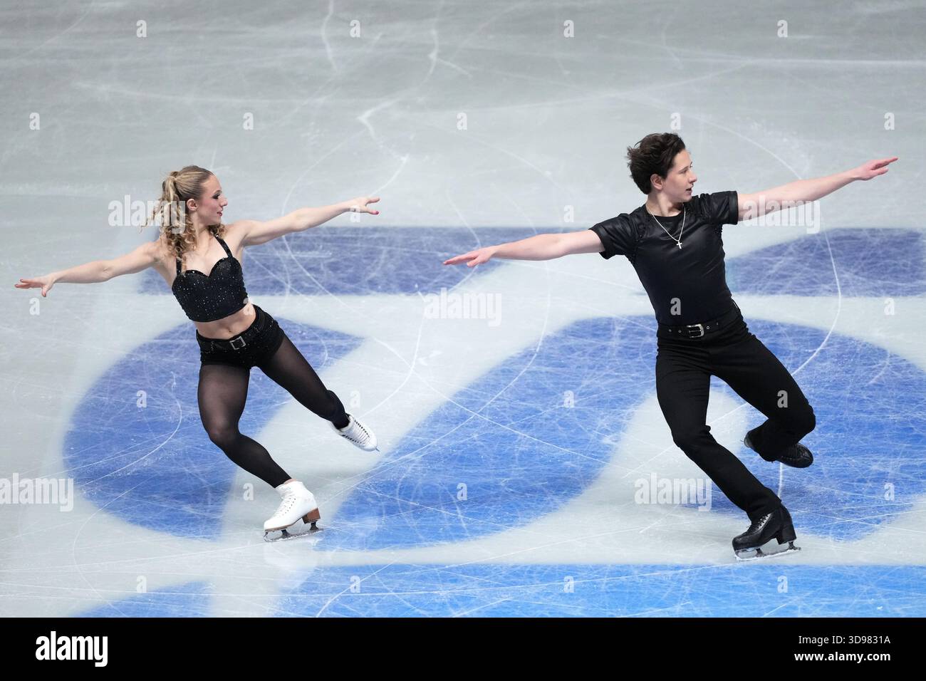 Emilea Zingas and Vadym Kolesnik, of the United States, compete in the ...