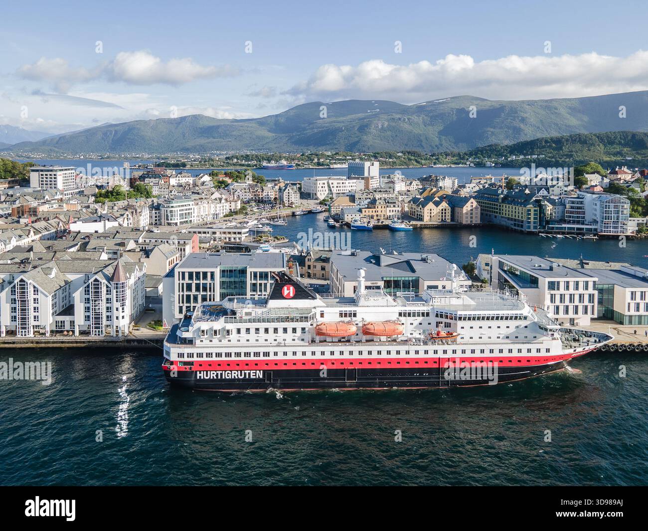 December 2025 view water hi-res stock photography and images - Alamy