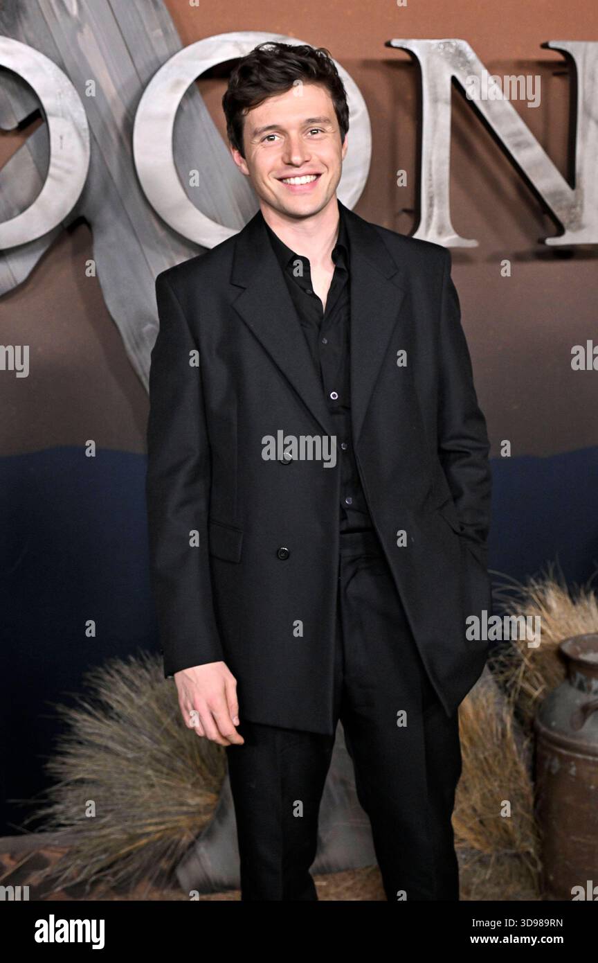 Nick Robinson bei der Premiere der Netflix-Serie The Abandons im Netflix Tudum Theater. Los ...