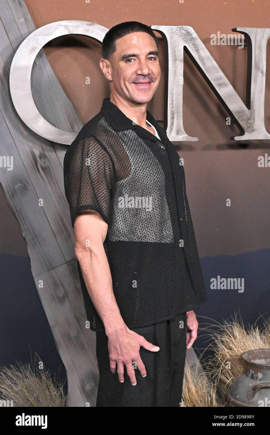 Clayton Cardenas bei der Premiere der Netflix-Serie The Abandons im Netflix Tudum Theater. Los ...