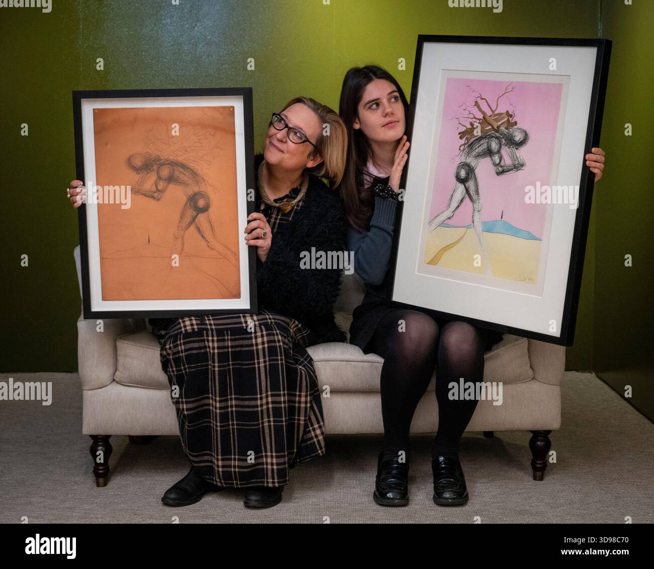 London, UK. 4 December 2025. Staff members at Shapero Modern with (L) a ...