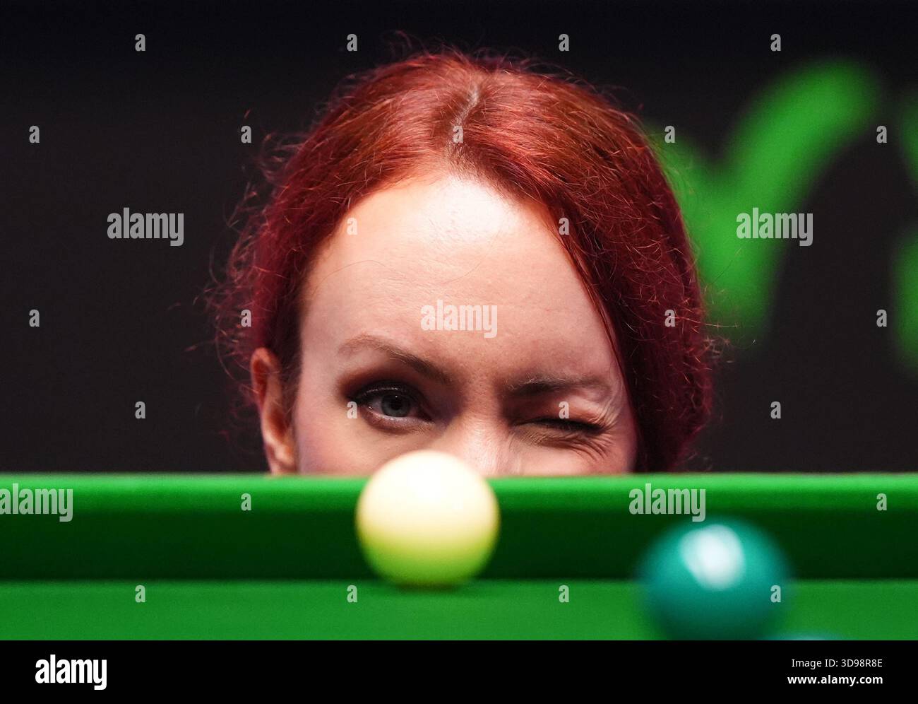Referee Malgorzata Kanieska during the Scott Donaldson and Ding Junhui ...