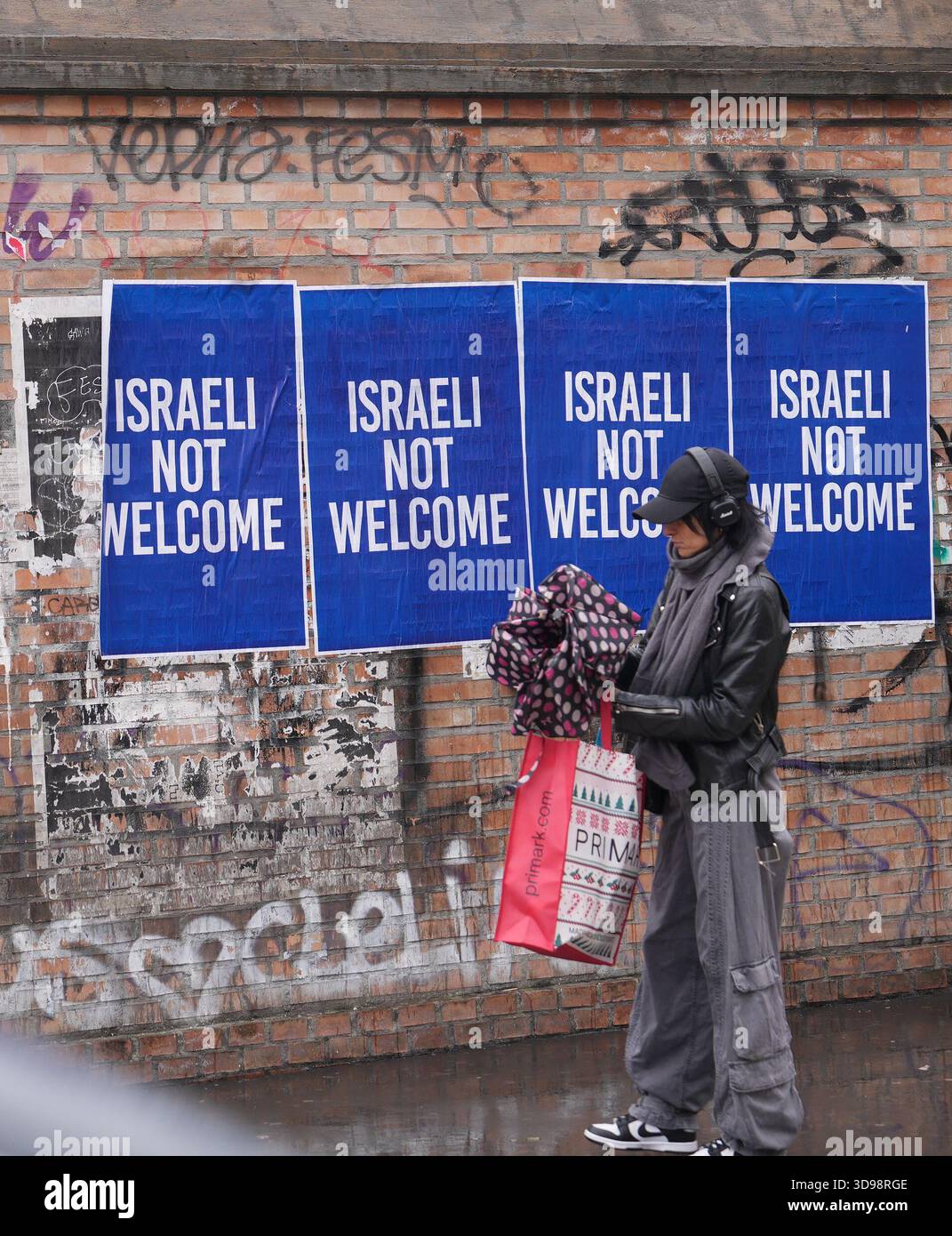 Milan, Anti-Israel signs posted on Via Valenza Stock Photo - Alamy