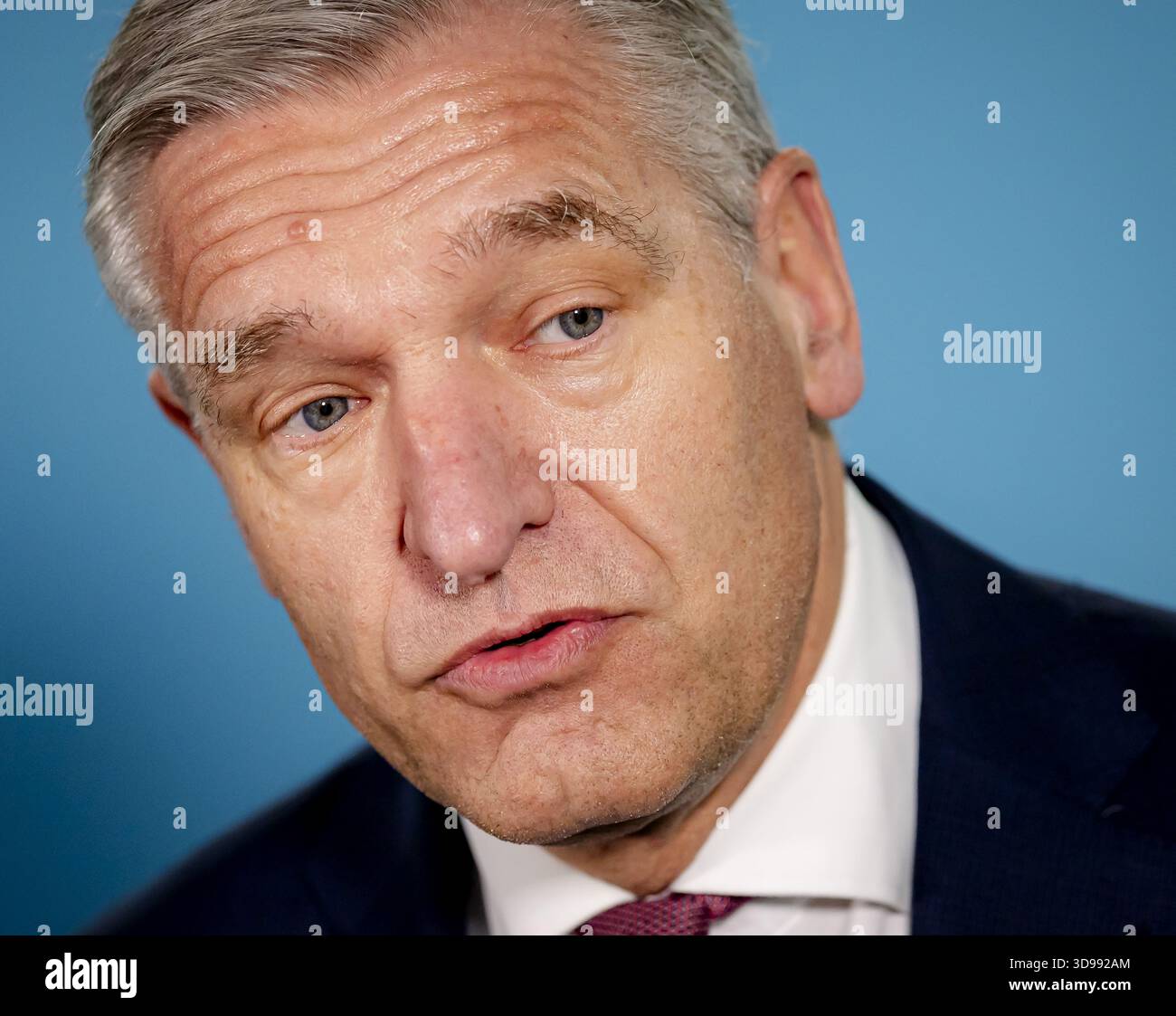 THE HAGUE – Informateur Sybrand Buma speaks to the press after ...