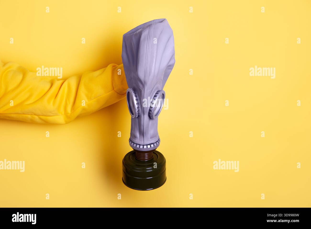 Person in yellow sleeve hi-res stock photography and images - Alamy