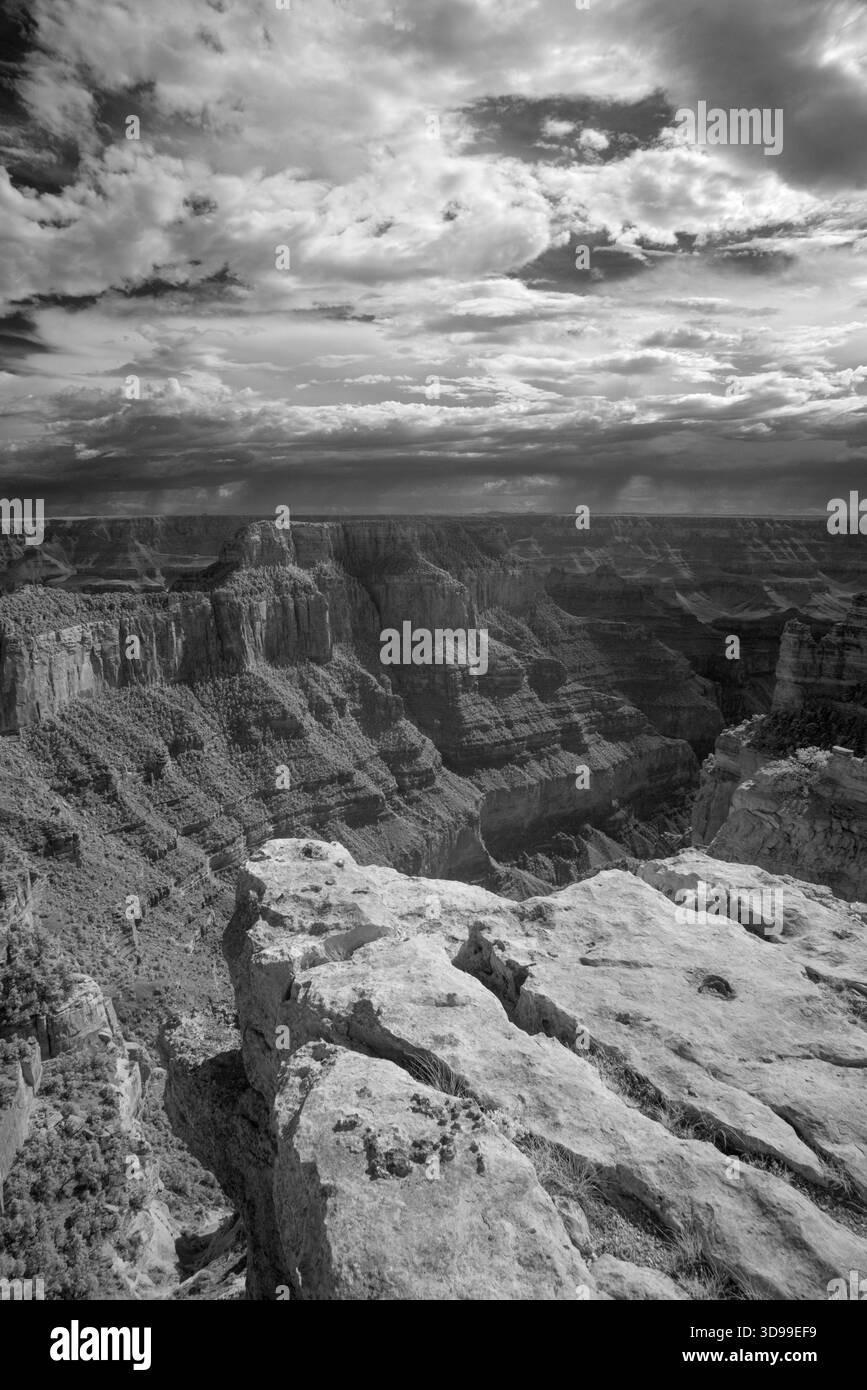 Rim 3 Black and White Stock Photos & Images - Alamy