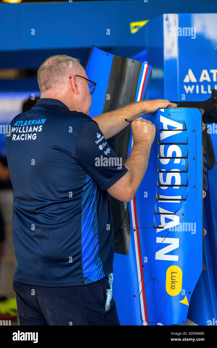 Atmosphere during the during the Formula 1 World Championship Abu Dhabi ...