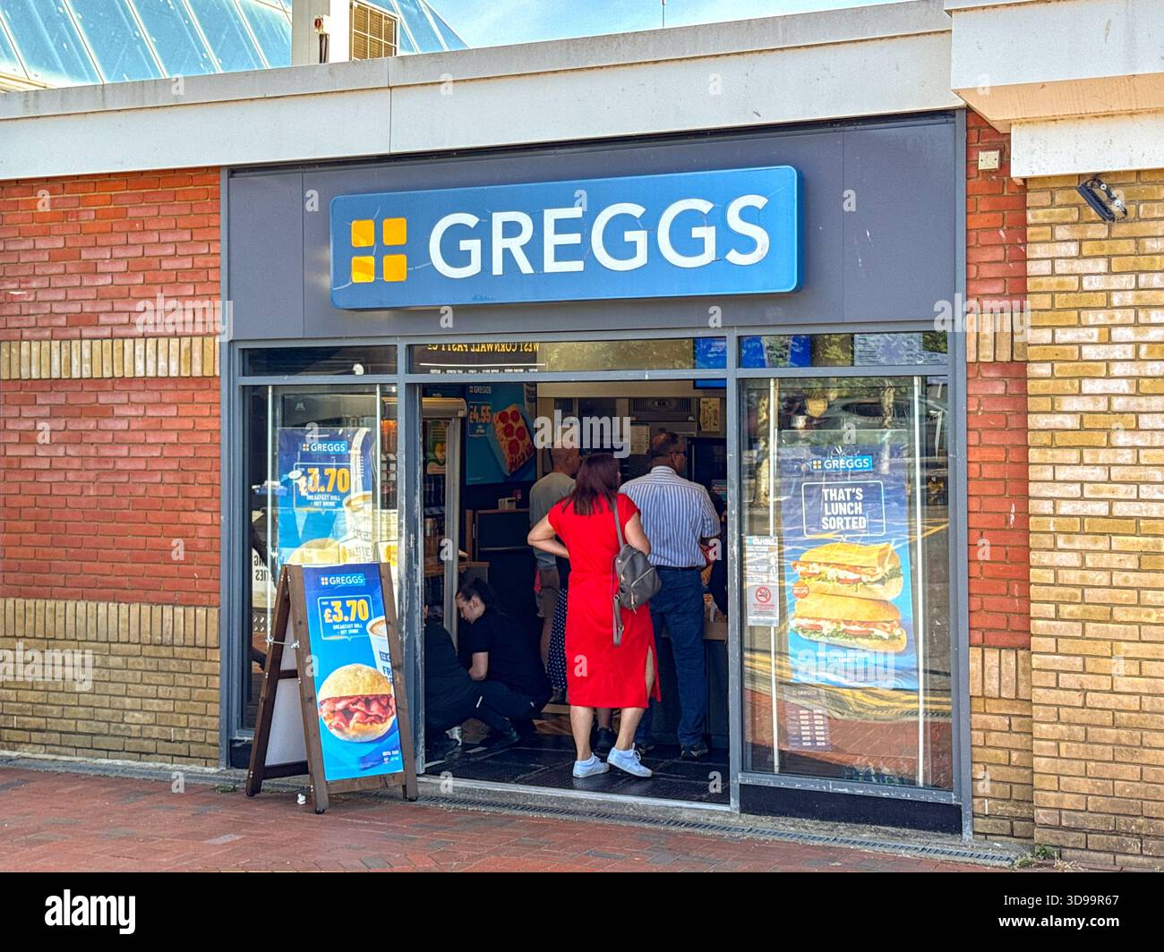 Greggs logo 2025 hi-res stock photography and images - Alamy