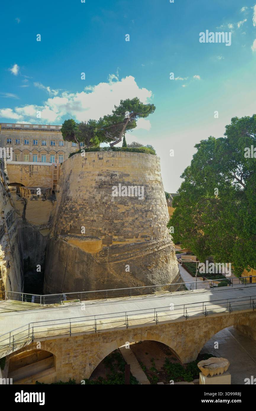 Monuments in Hasting Gardens, Valletta, Malta Stock Photo - Alamy