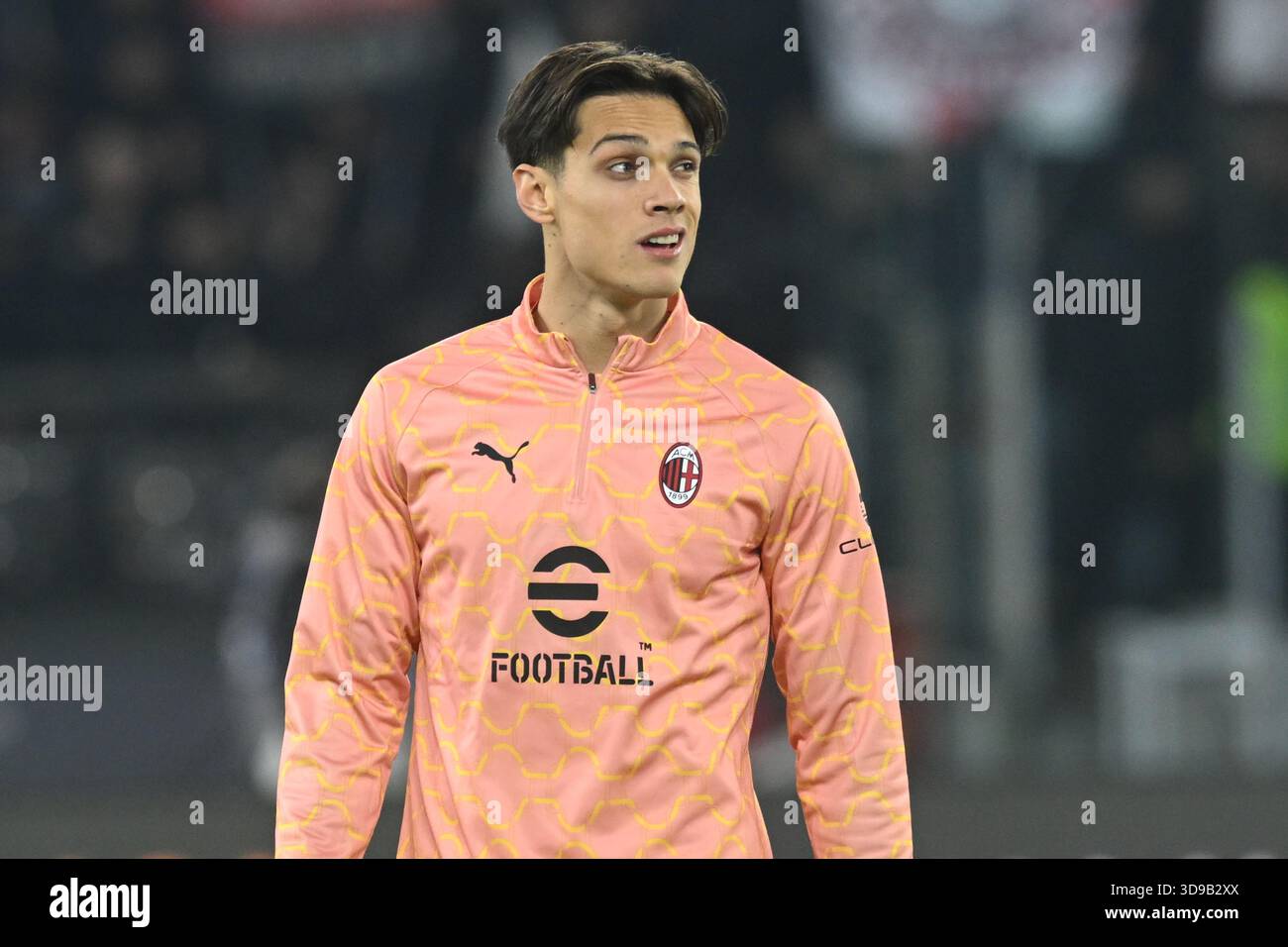Roma, Italy, 4 December 2025 Samuele Ricci of AC Milan in the warm-up ...