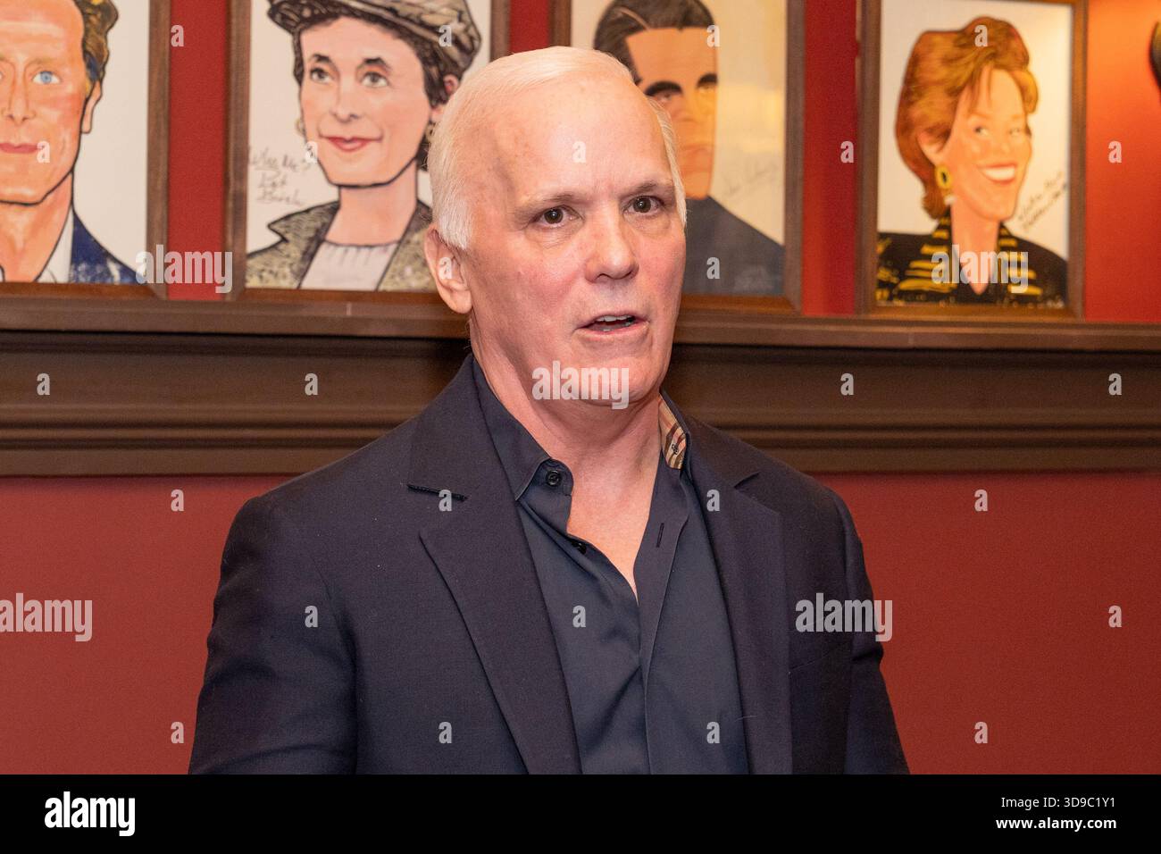 Scott Ellis speaks during unveiling of portrait of theater director ...