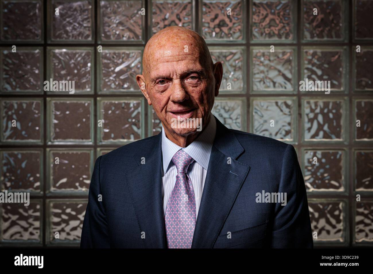 Solomon Lew before the Premier Investments AGM in Melbourne, Friday ...