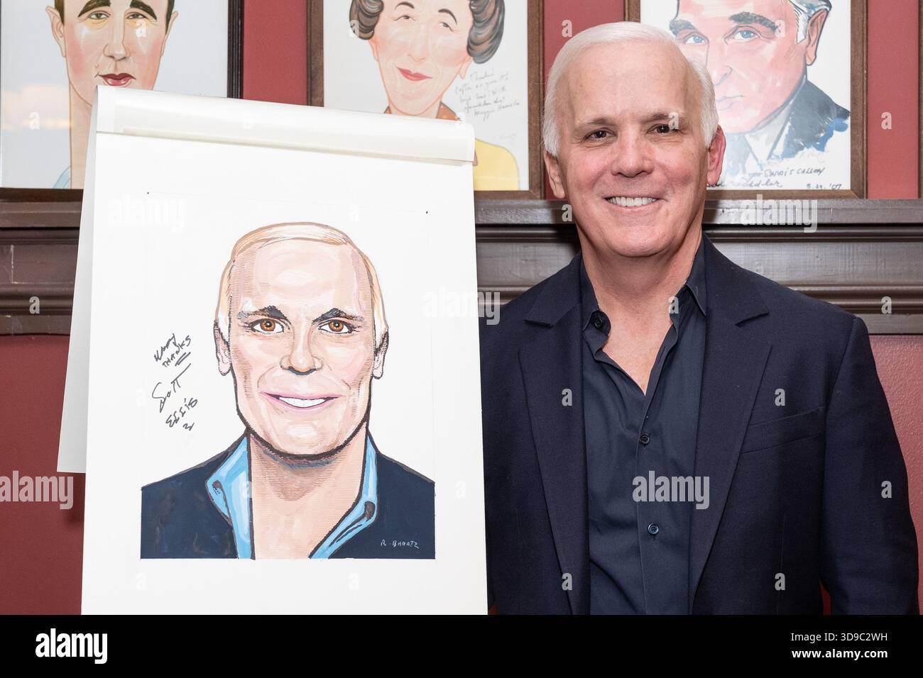 Scott Ellis poses during unveiling of portrait of theater director ...