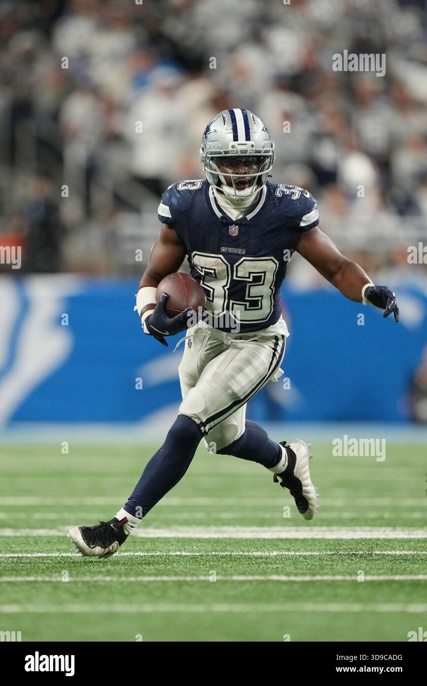 Dallas Cowboys running back Javonte Williams runs the ball against the ...