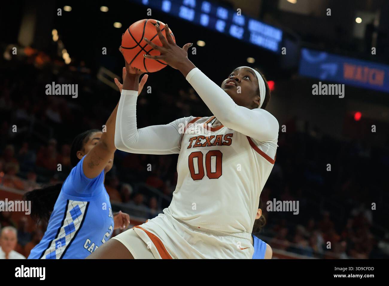 AUSTIN, TX - DECEMBER 04: Texas Longhorns center Kyla Oldacre (00 ...
