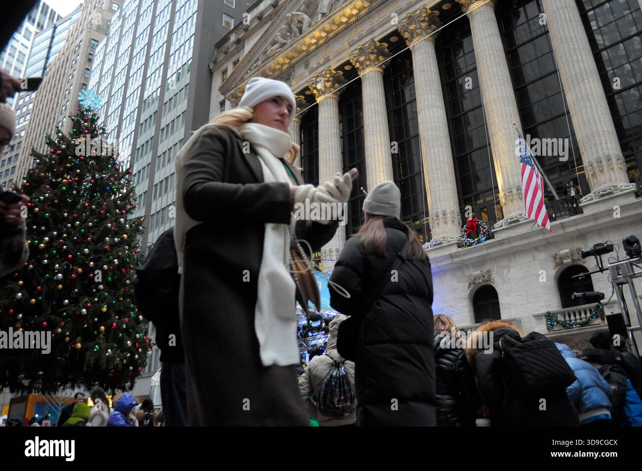 People gather for the 102nd annual New York Stock Exchange Tree ...
