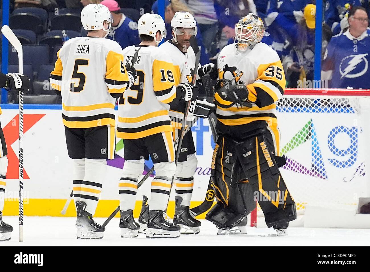 Pittsburgh Penguins goaltender Tristan Jarry (35) celebrates with left ...