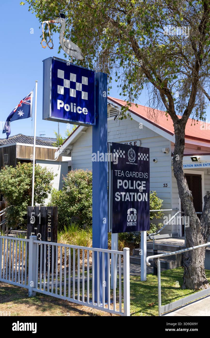 Tea gardens police station hi-res stock photography and images - Alamy