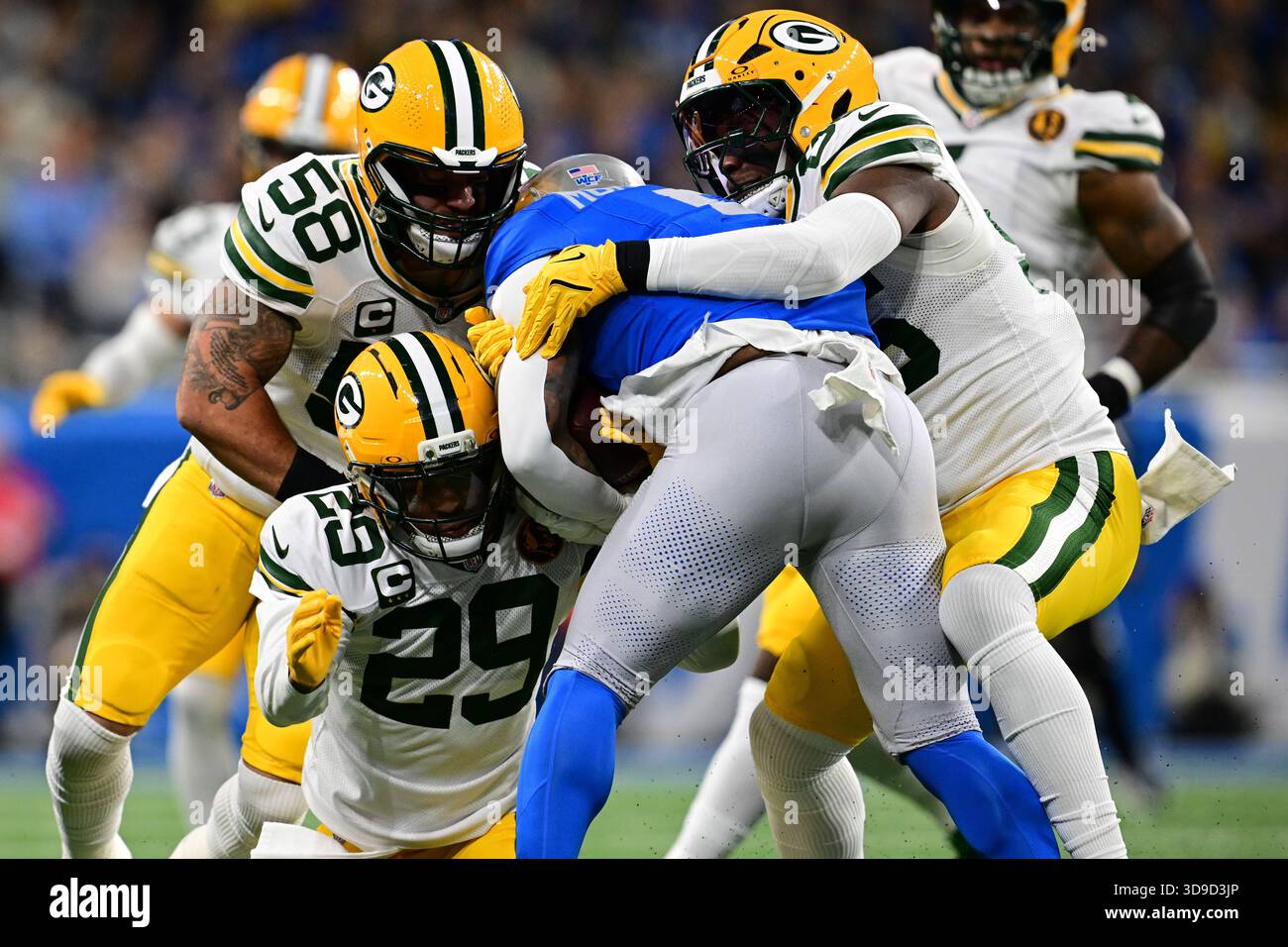 Detroit Lions running back David Montgomery is tackled by Green Bay ...