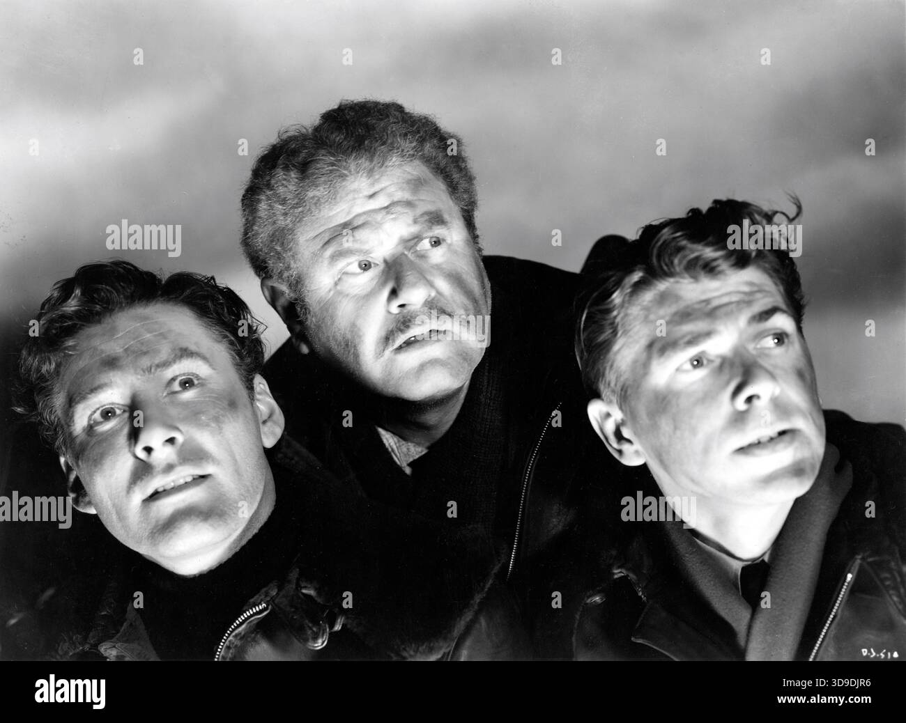 ERROL FLYNN ALAN HALE and RONALD REAGAN in DESPERATE JOURNEY 1942 ...