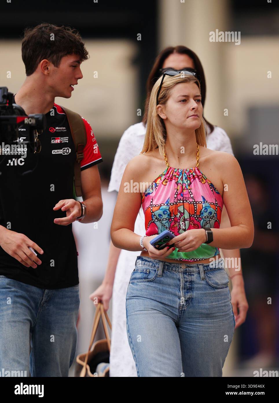 Haas' Oliver Bearman and girlfriend Alicia Torriani before free ...