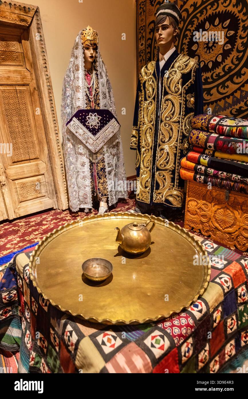 Traditional couple wedding clothes at the Rudaki Historical museum in ...